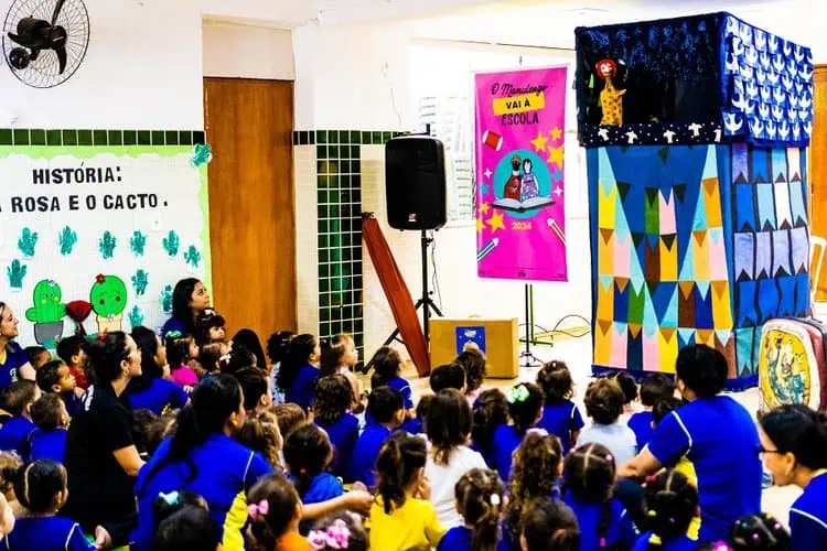 O Mamulengo Vai à Escola volta a circular na rede pública do DF ...